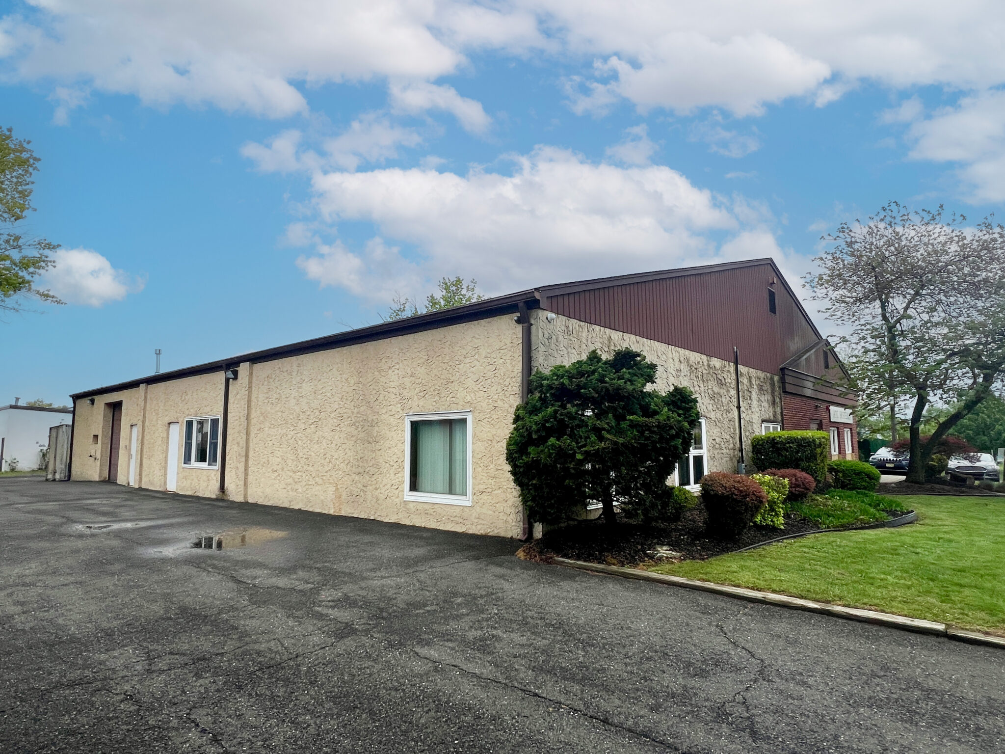 Kislak Sells Industrial Flex Building in Middlesex, N.J. for $1.05 ...